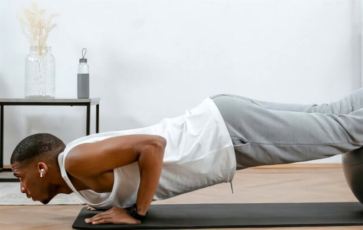 The Secret To A Toned Hunk Look - bulkapparel